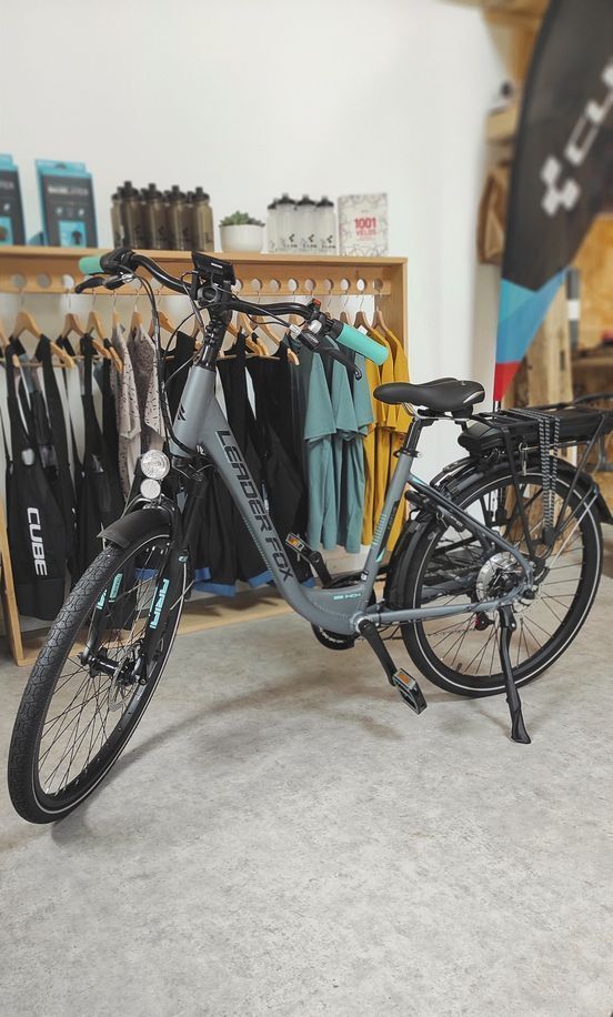 VTC électriques Leader Fox Lotus | Campsider