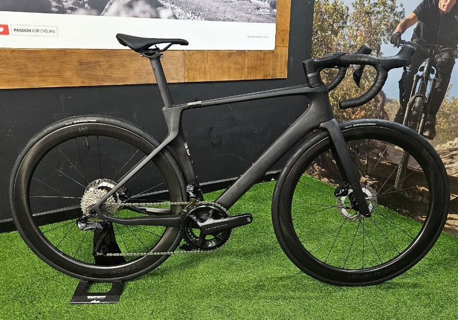 Vélos de route Cube Agree C:62 Pro | Campsider