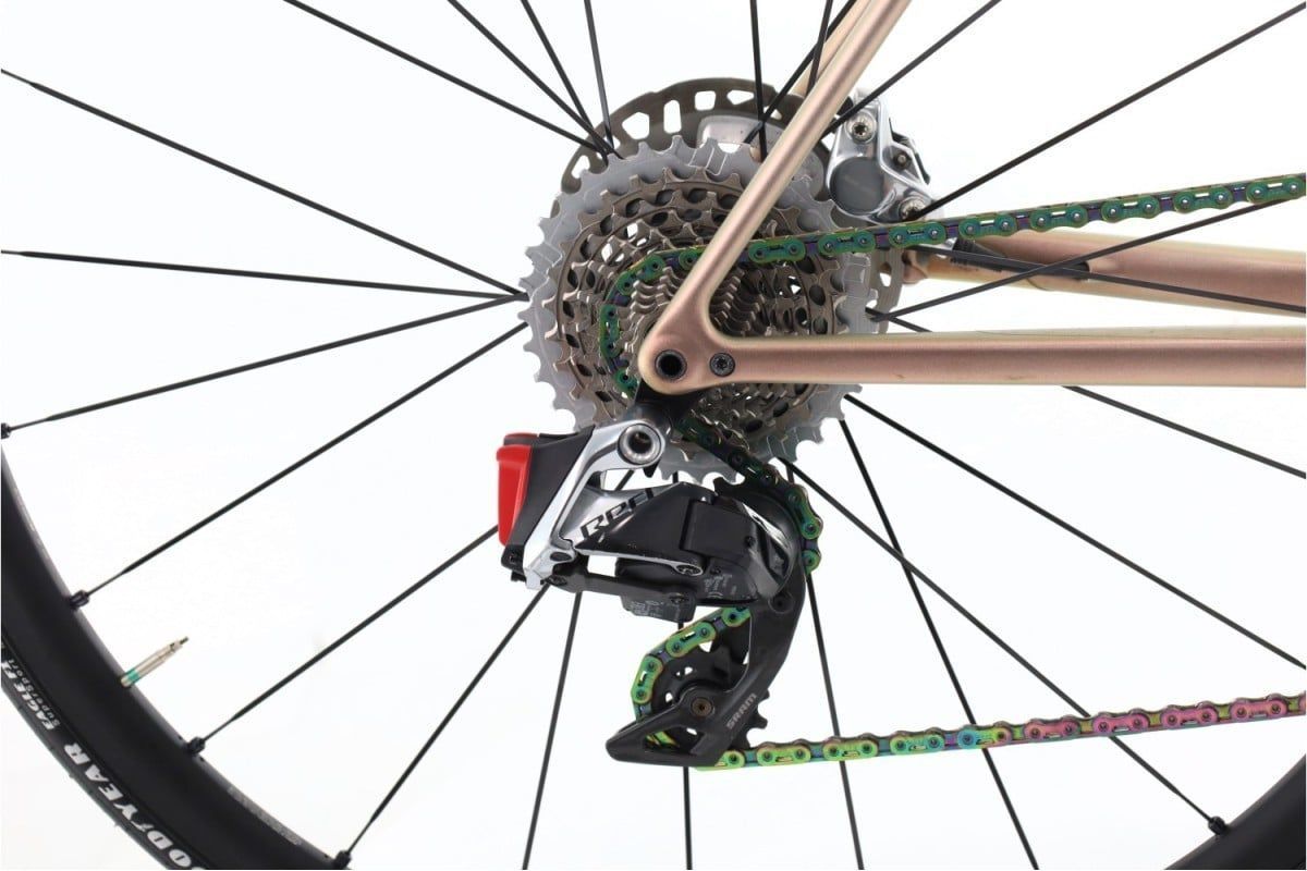 Vélos de route Specialized S-Works Aethos 2 | Campsider