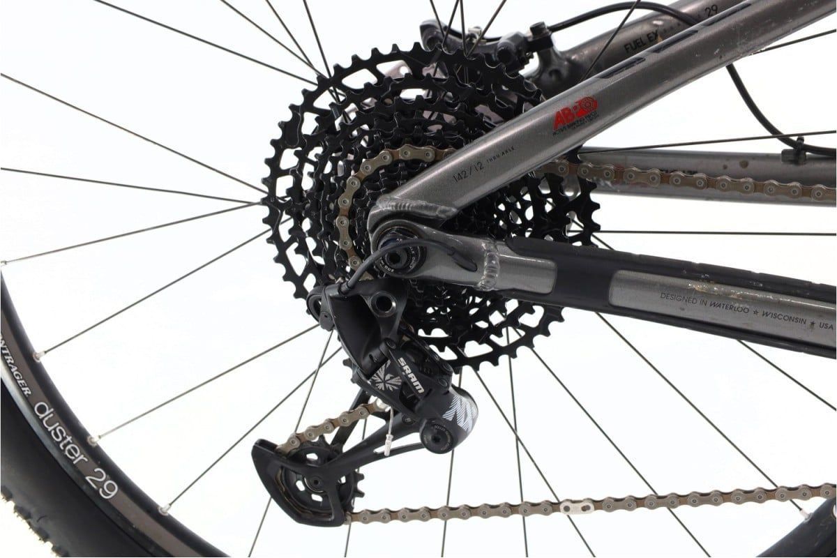 VTT Trek Fuel EX 8 | Campsider