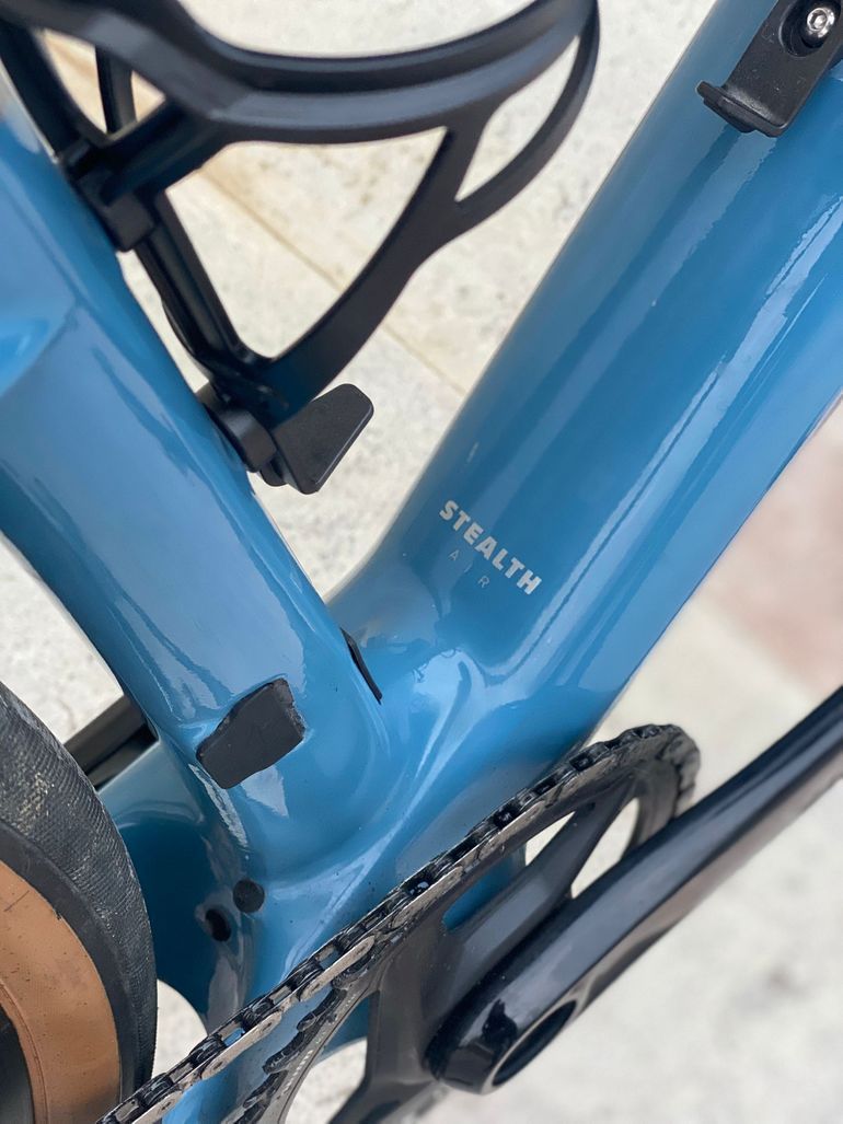 Vélos gravel & voyage électriques Mondraker Dusty SX RR 2024 | Campsider