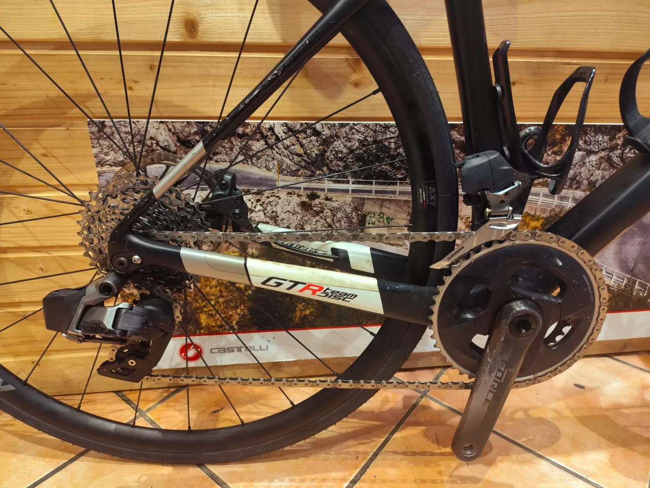 Vélo de route Wilier GTR Team Sram Force Axs | Campsider