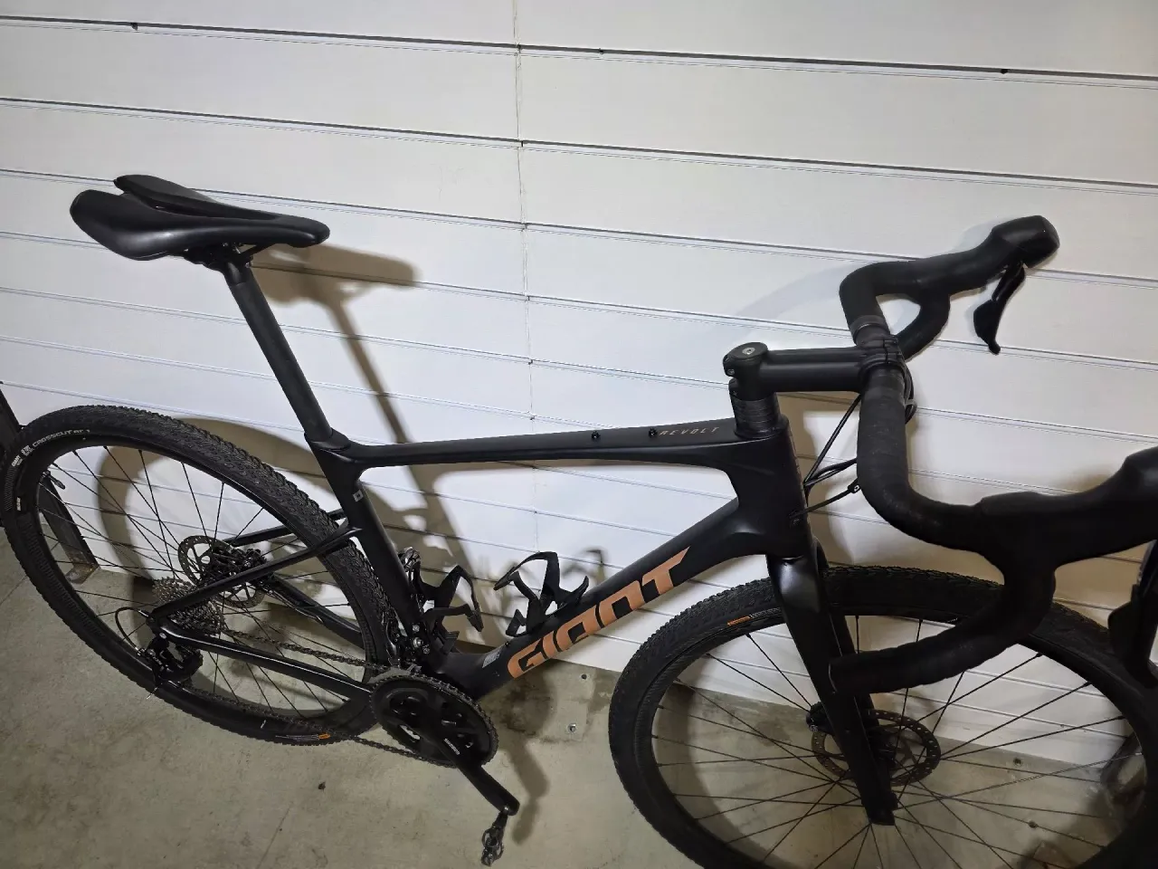 Vélo gravel Giant Revolt Advanced 3 | Campsider