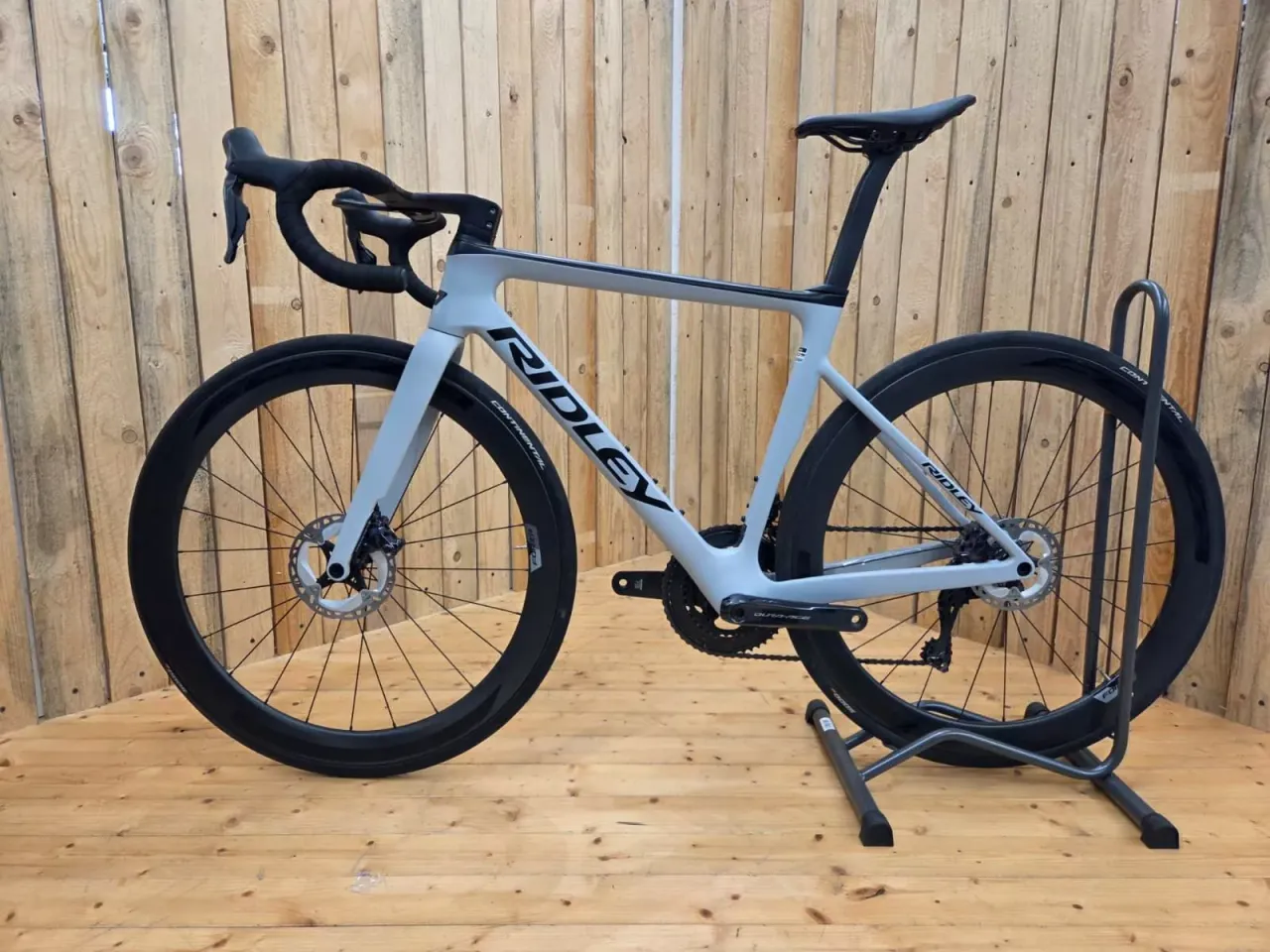Vélo de route Ridley Falcn Rs - Shimano Di2 2x12sp 2025 | Campsider