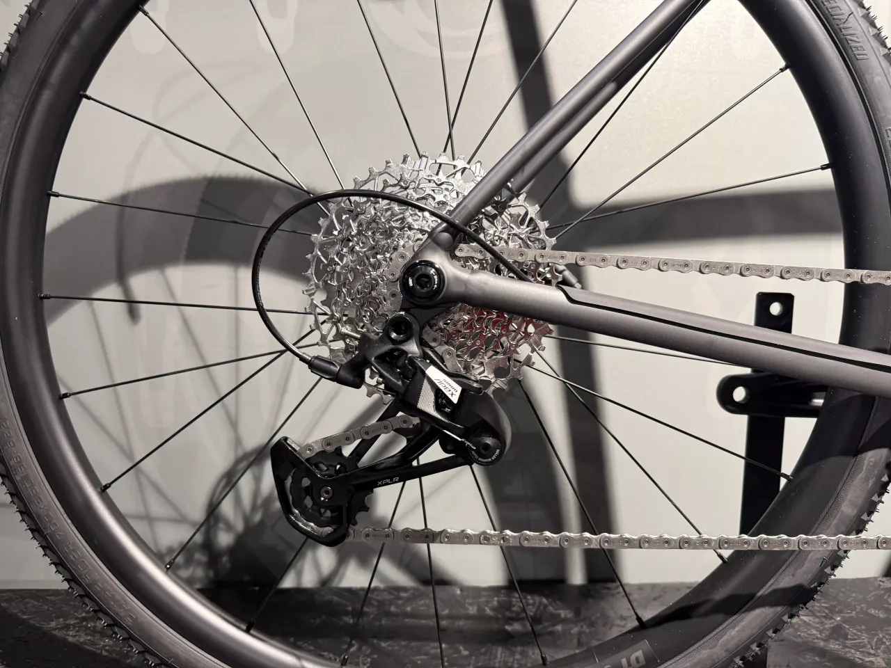 Vélo gravel Specialized Crux Dsw Comp - Sram Apex Xplr 2025 | Campsider