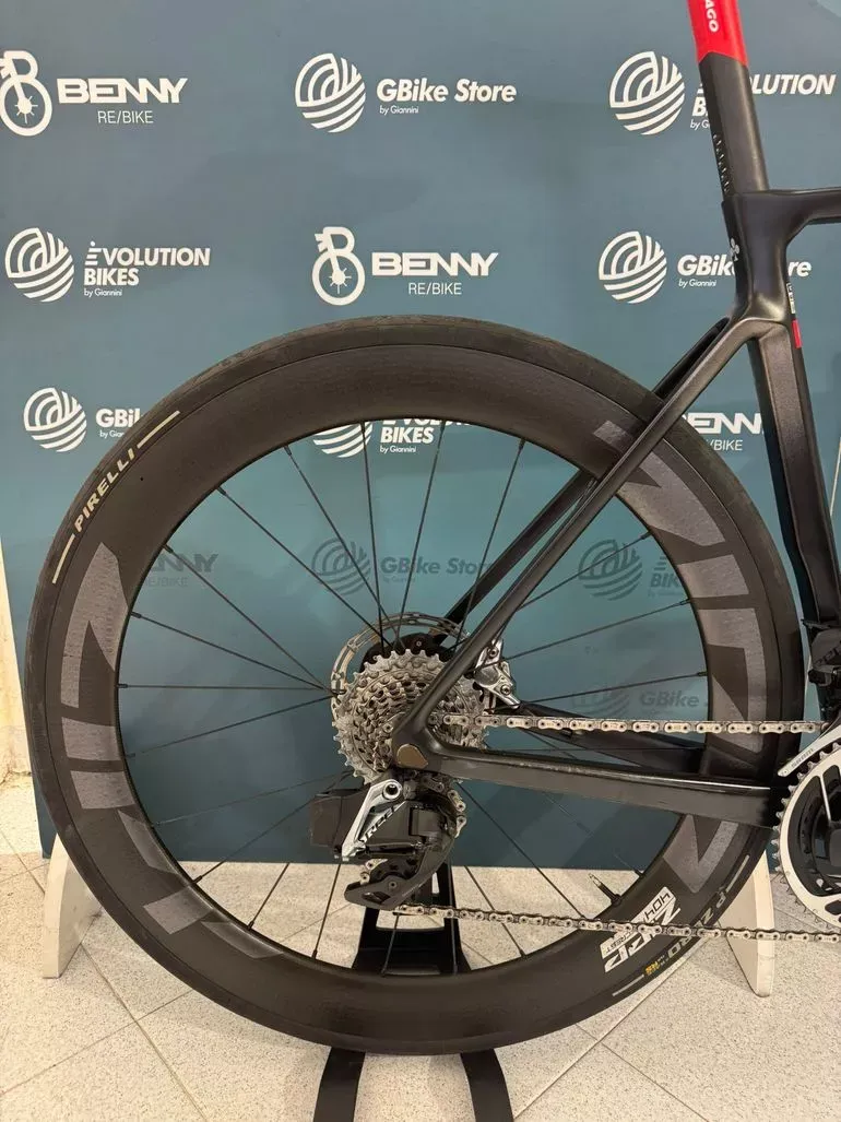 Vélo de route Colnago V4rs Uae Emirates Red Axs 12v | Campsider