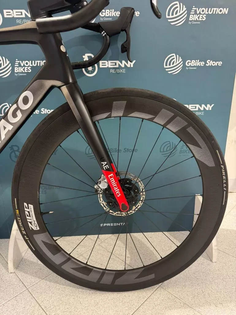 Vélo de route Colnago V4rs Uae Emirates Red Axs 12v | Campsider