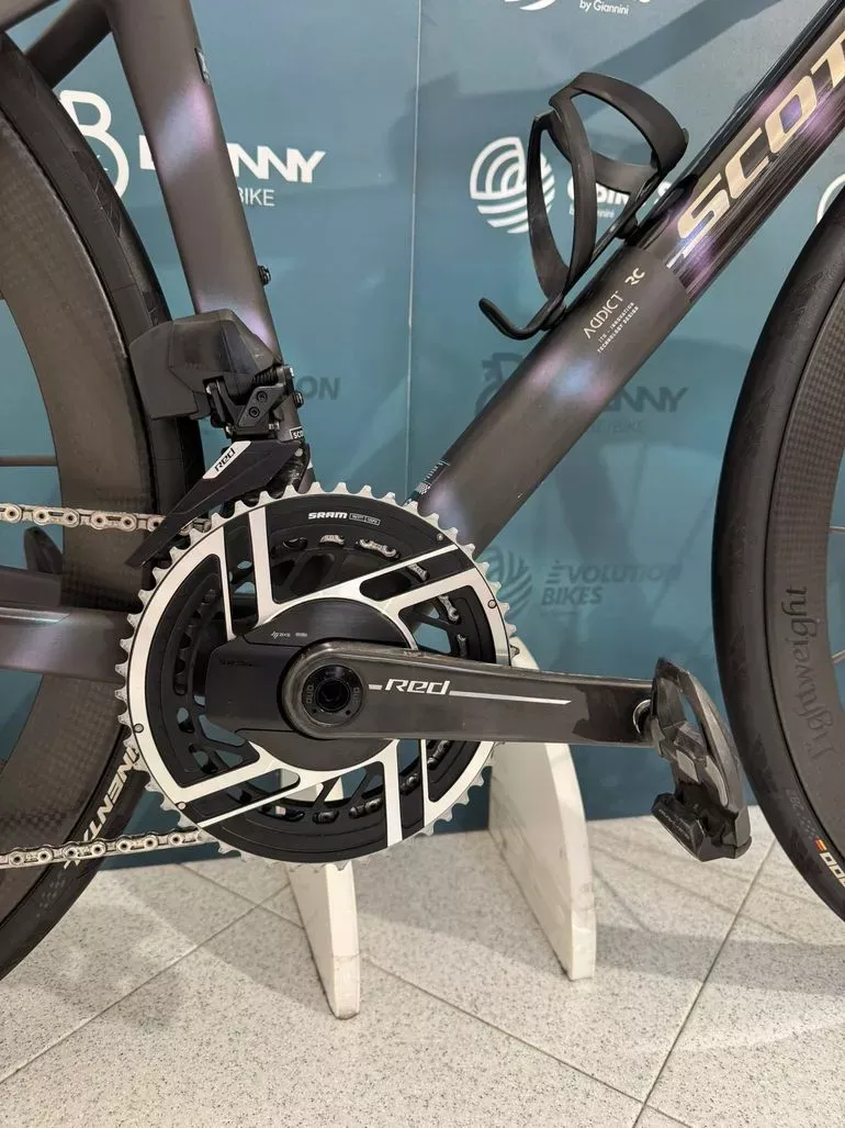 Vélo de route Scott Addict Rc Ultimate Red E1 2025 | Campsider