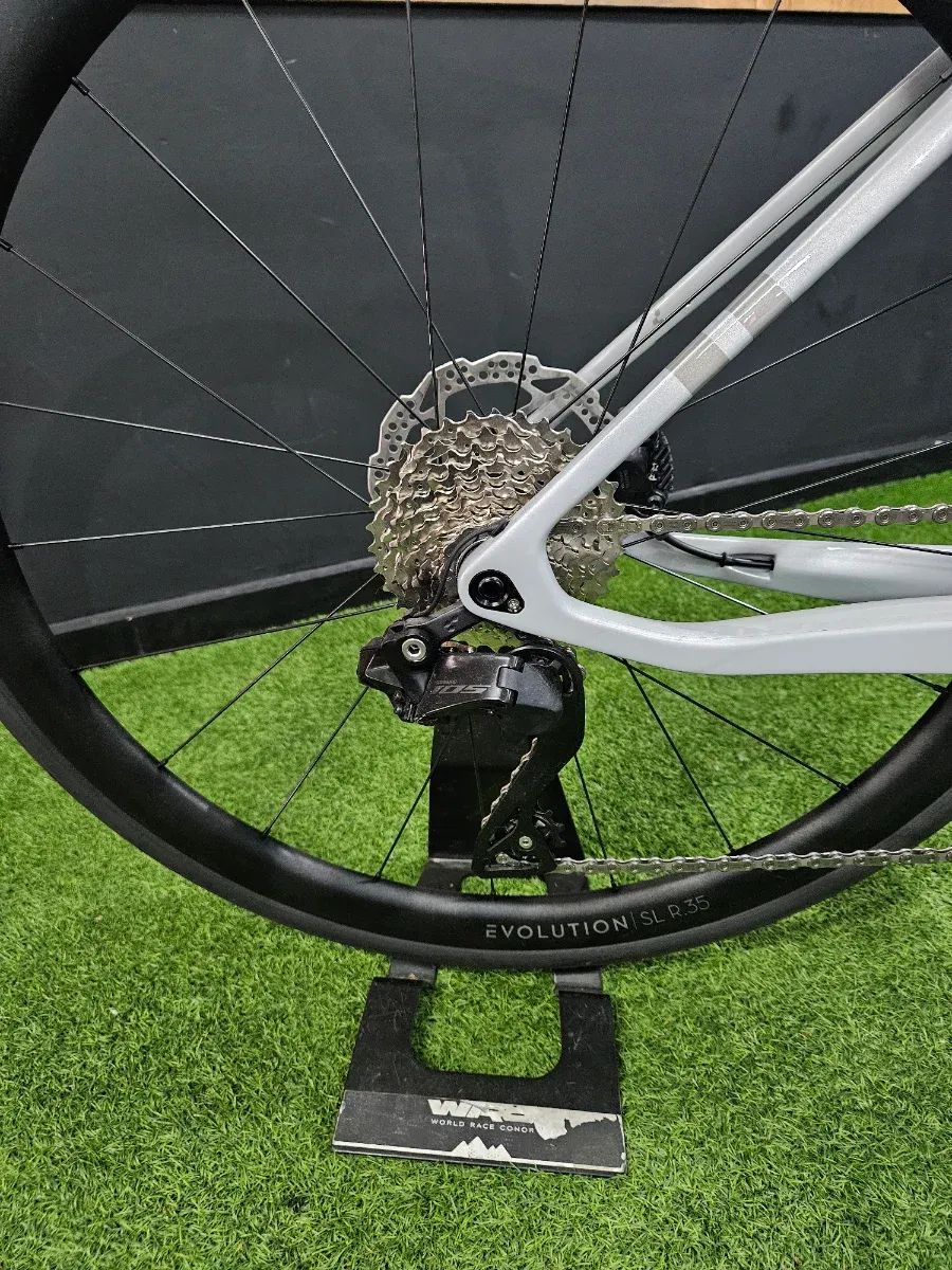 Vélos de route Cube Agree C:62 One | Campsider