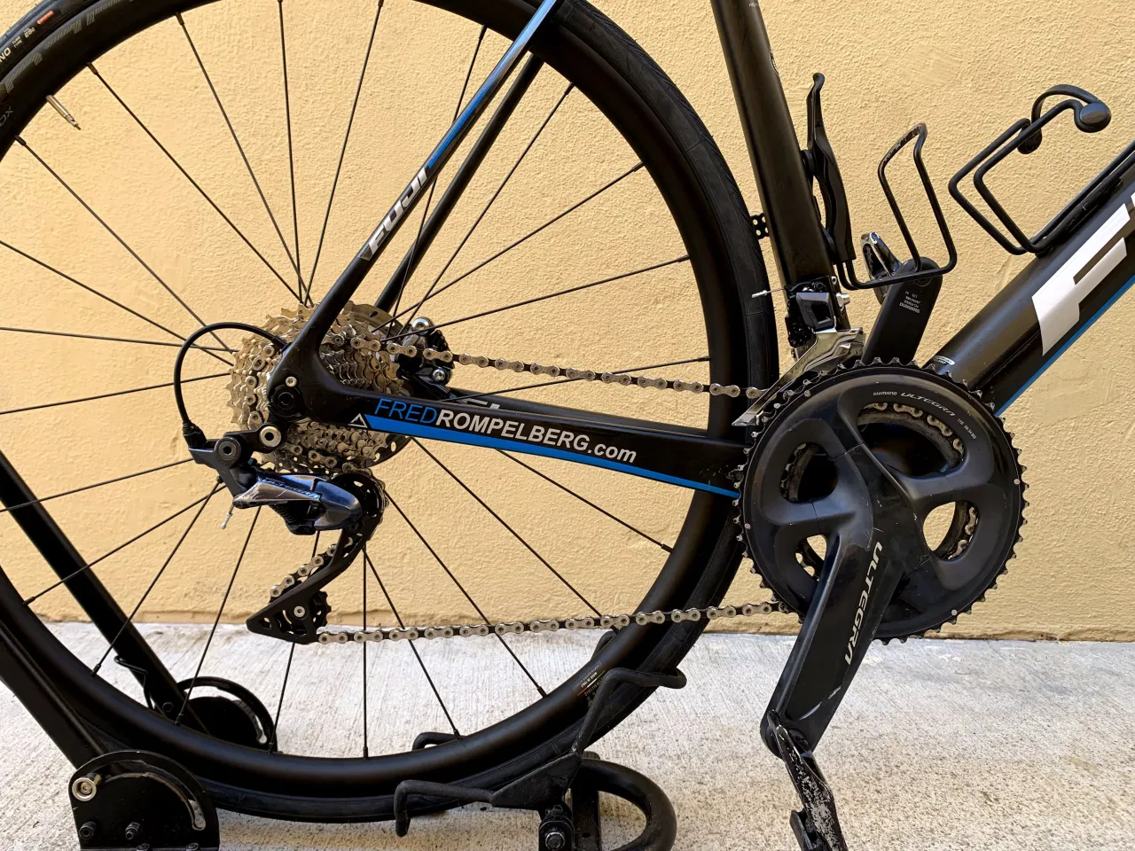 Vélo de route Fuji Sl 2.1 Full Carbon Shimano Ultegra 11sp Disc (2020 ...