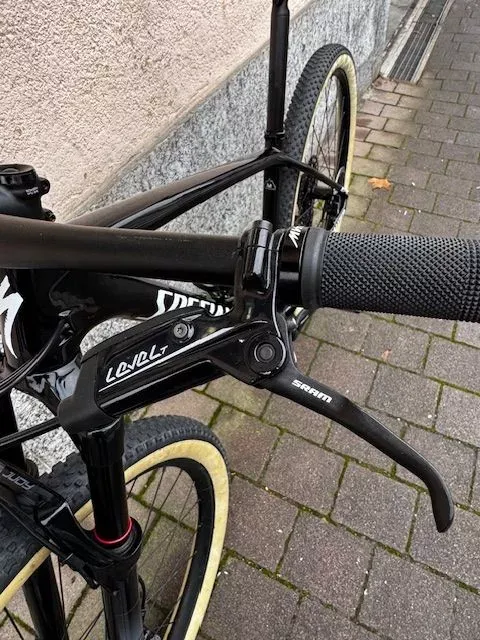 VTT Specialized Epic Hardtail Expert | Campsider