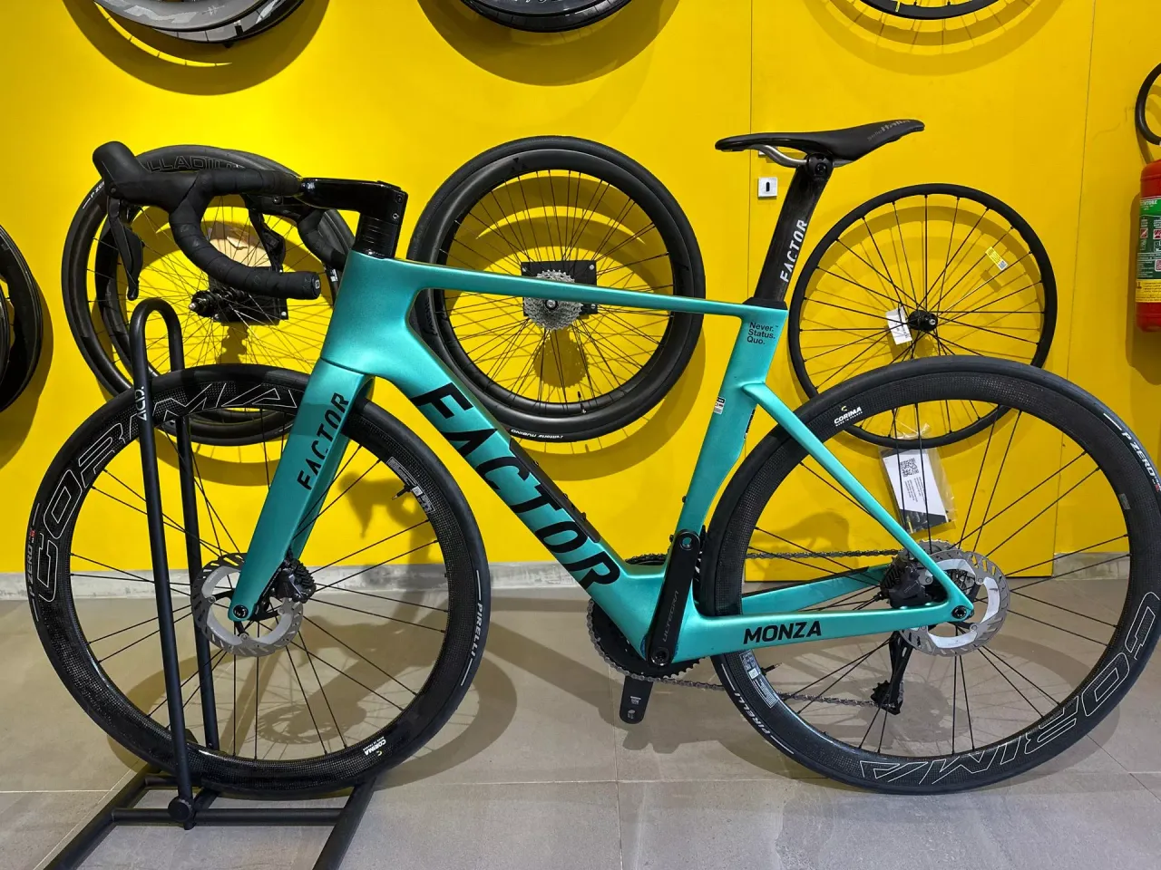 Vélo de route Factor Factor Monza | Campsider