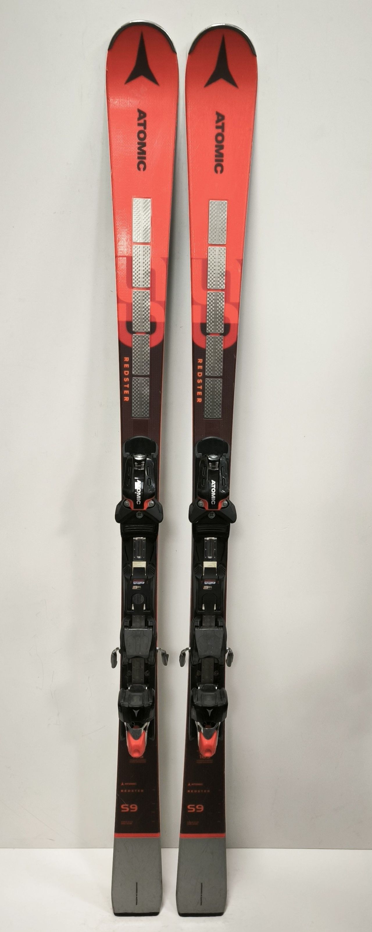 Skis alpins Atomic Redster S9 | Campsider