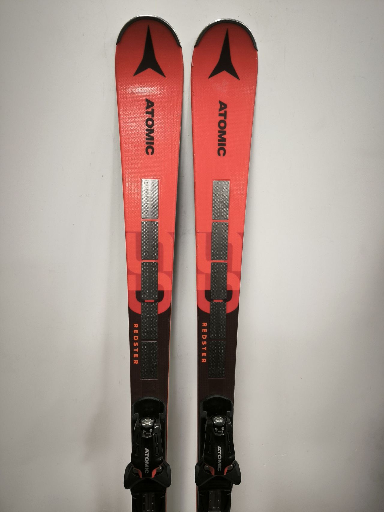 Skis alpins Atomic Redster S9 | Campsider