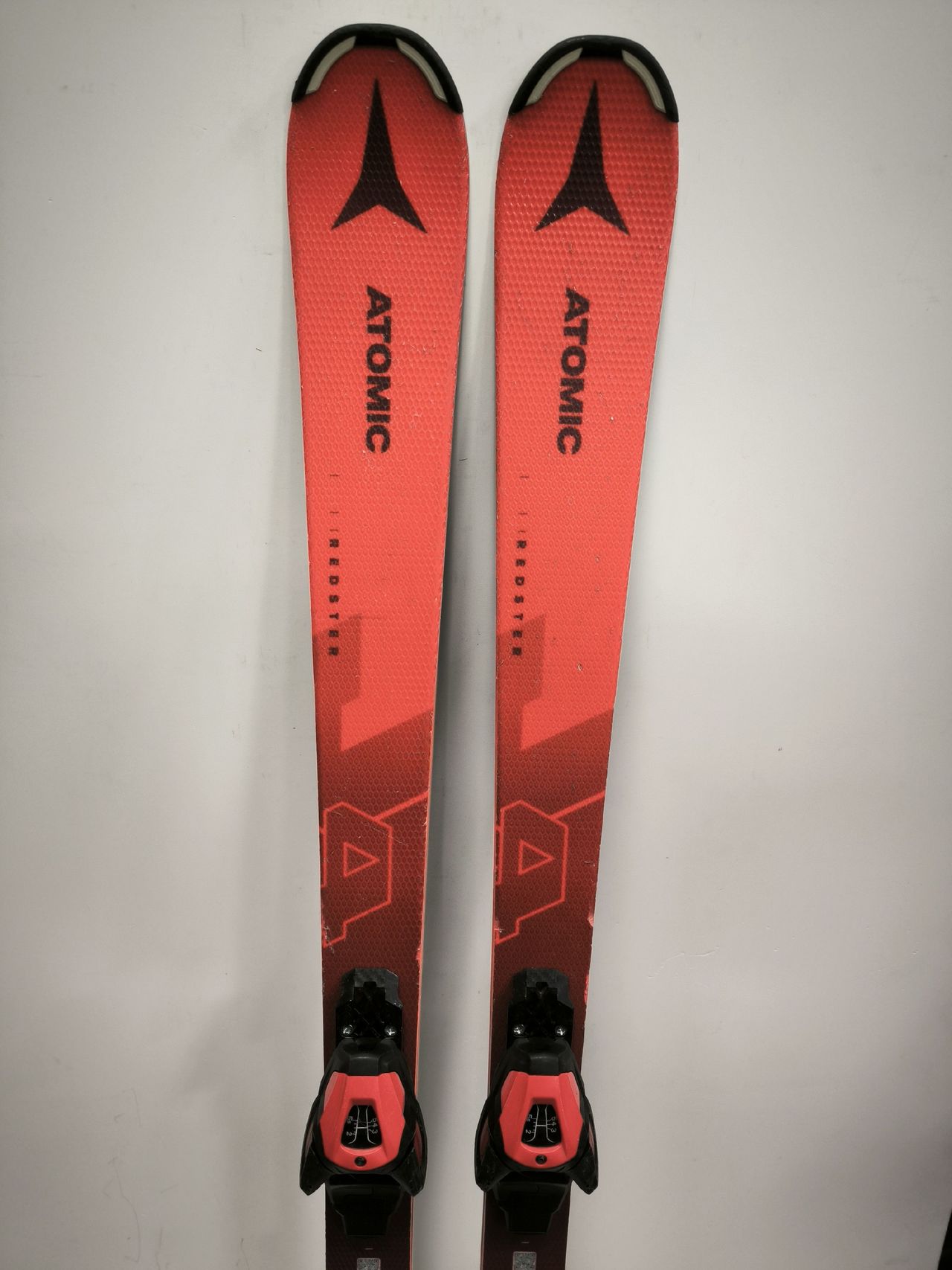 Skis alpins Atomic Redster J4 | Campsider