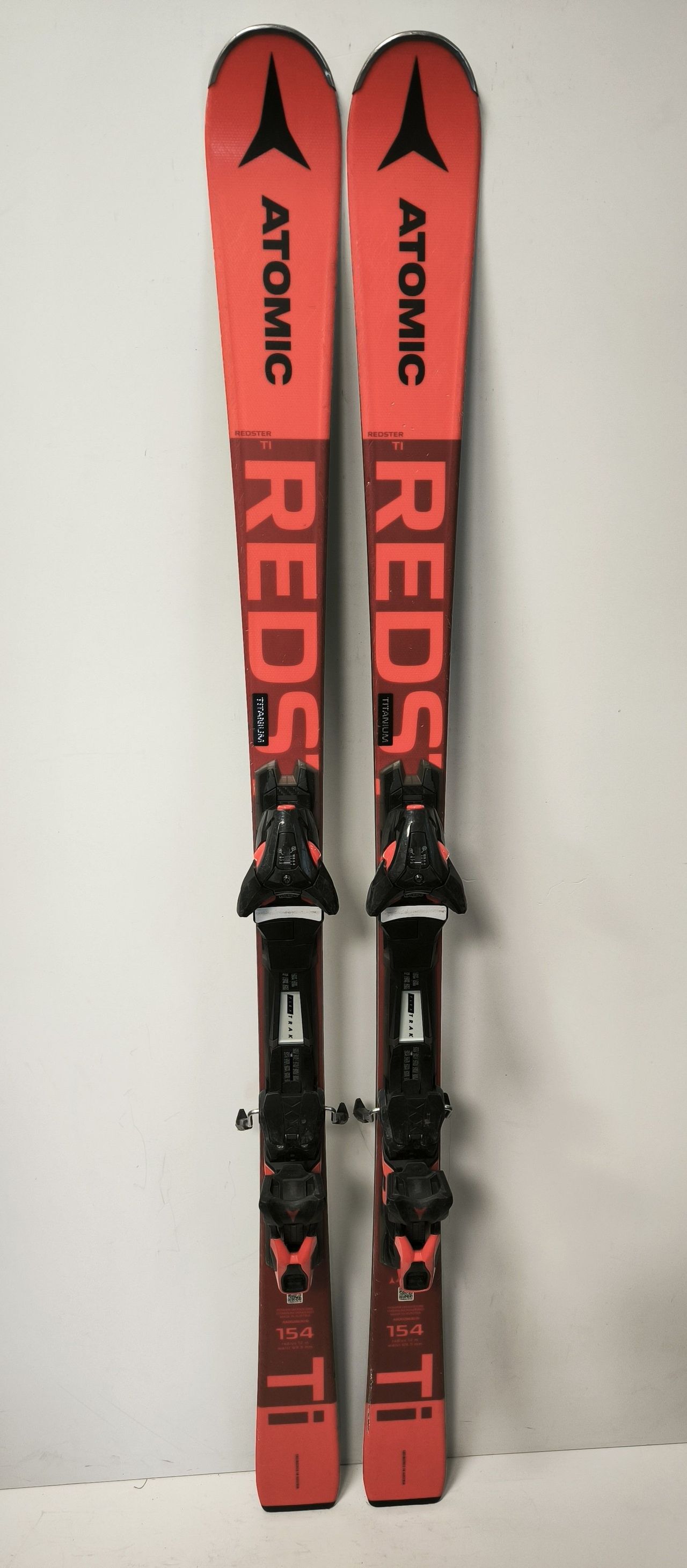 Skis alpins Atomic Redster Ti | Campsider