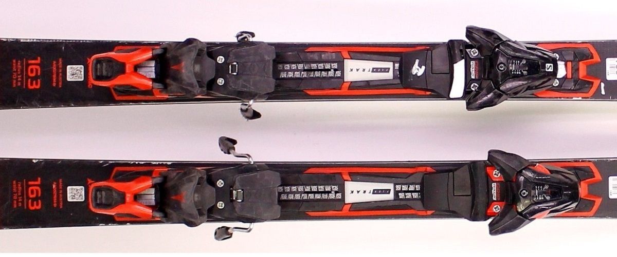 Skis alpins Atomic Redster J4 | Campsider