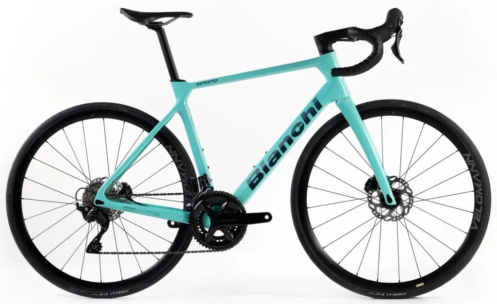 Vélos de route Bianchi Infinito | Campsider