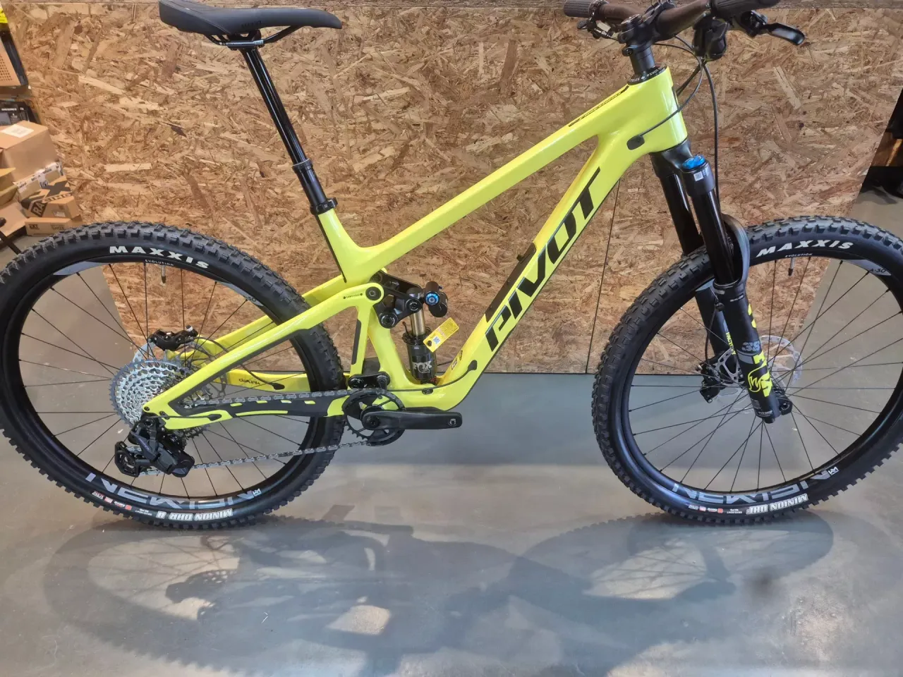 VTT Pivot Firebird Ride Slx/xt 2026 | Campsider