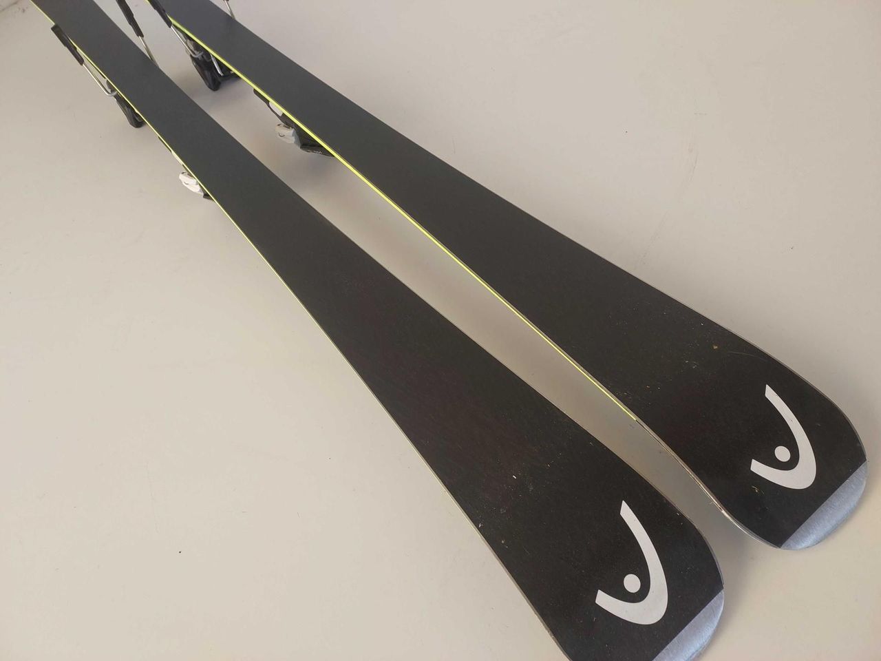 Skis alpins Head Super Shape Ispeed | Campsider