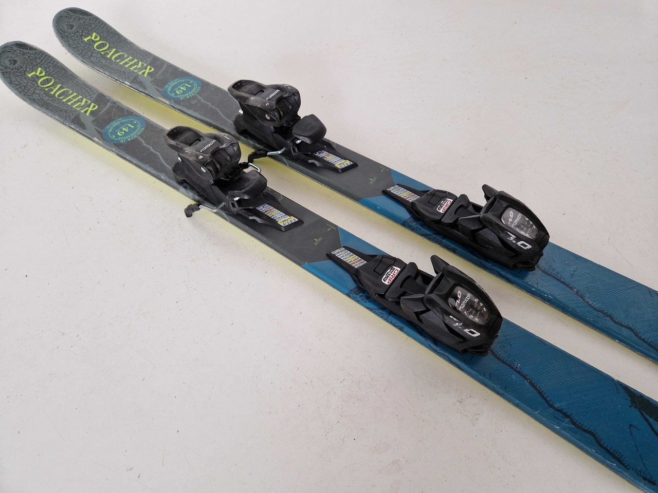 Skis alpins K2 Twin Tip Poacher | Campsider