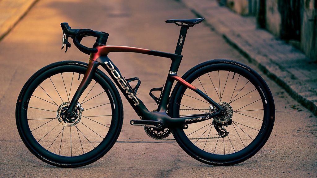 Vélo de route Pinarello Dogma F | Campsider