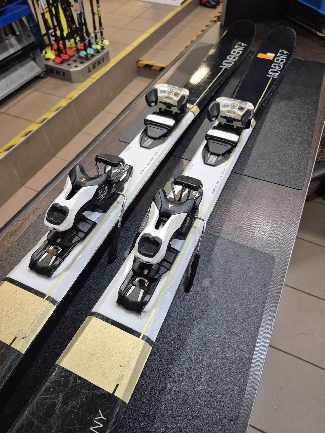 Skis alpins Movement Beyond 88 | Campsider