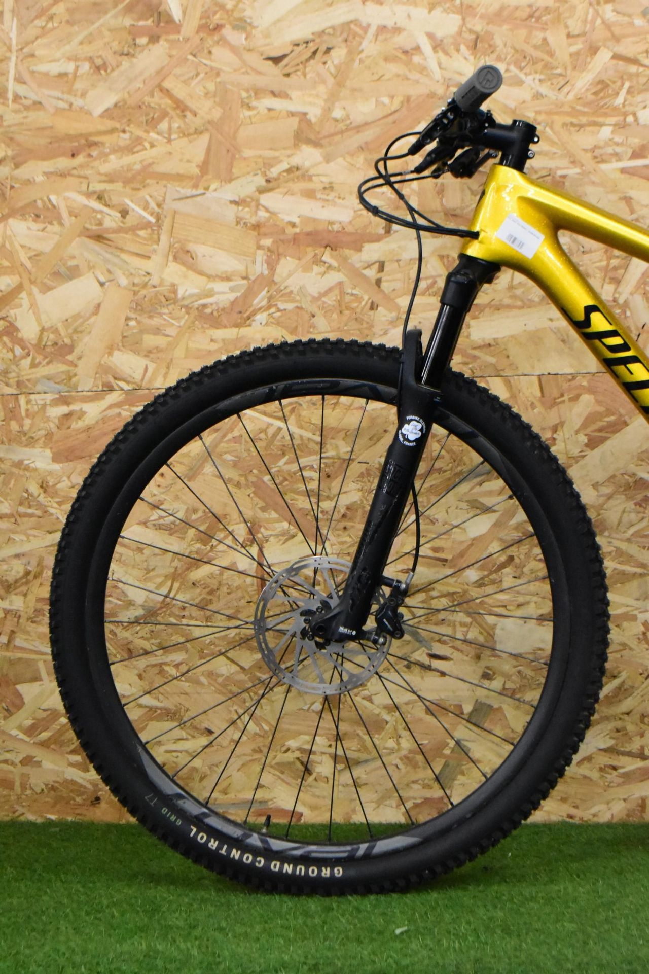 VTT Specialized Epic Expert Brain | Campsider