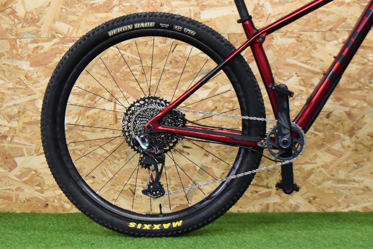 VTT Trek Procaliber 9.7 Custom | Campsider