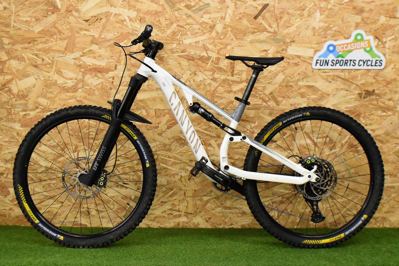 VTT Canyon Neuron Young Hero | Campsider