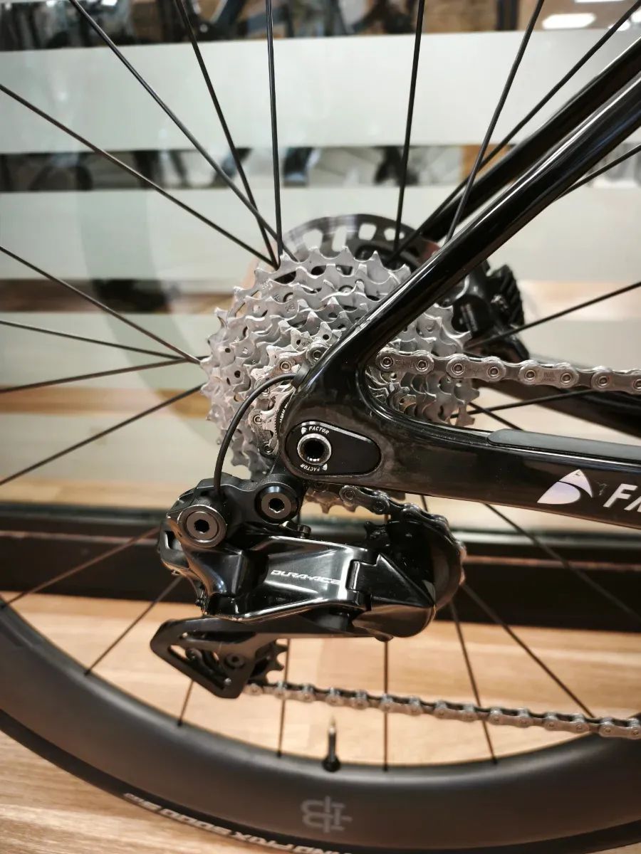 Vélo de route Factor Ostro Vam 10 | Campsider