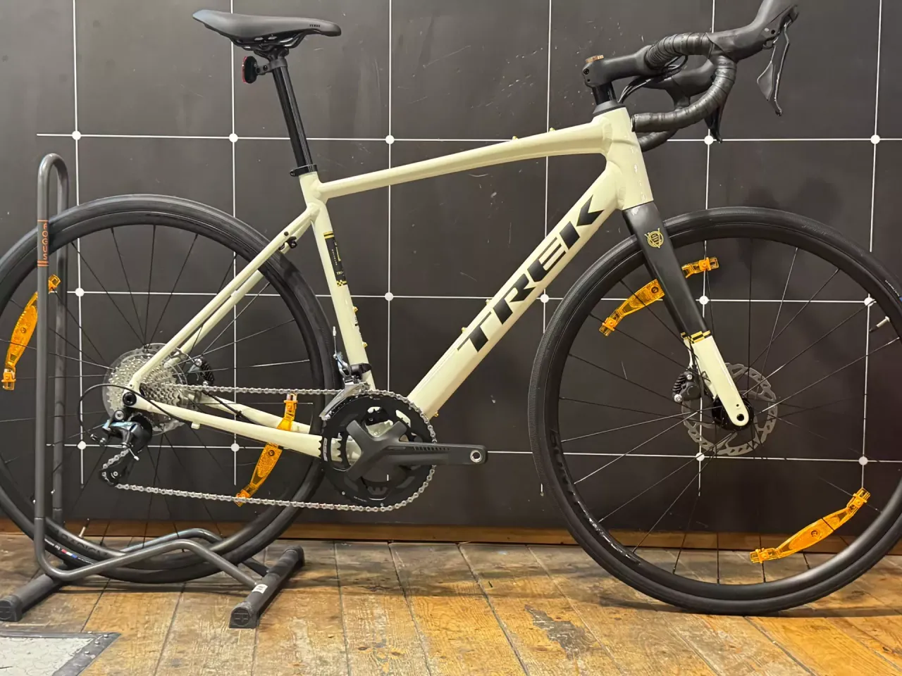 Vélos de route Trek Domane Al 4 Gen 4 | Campsider