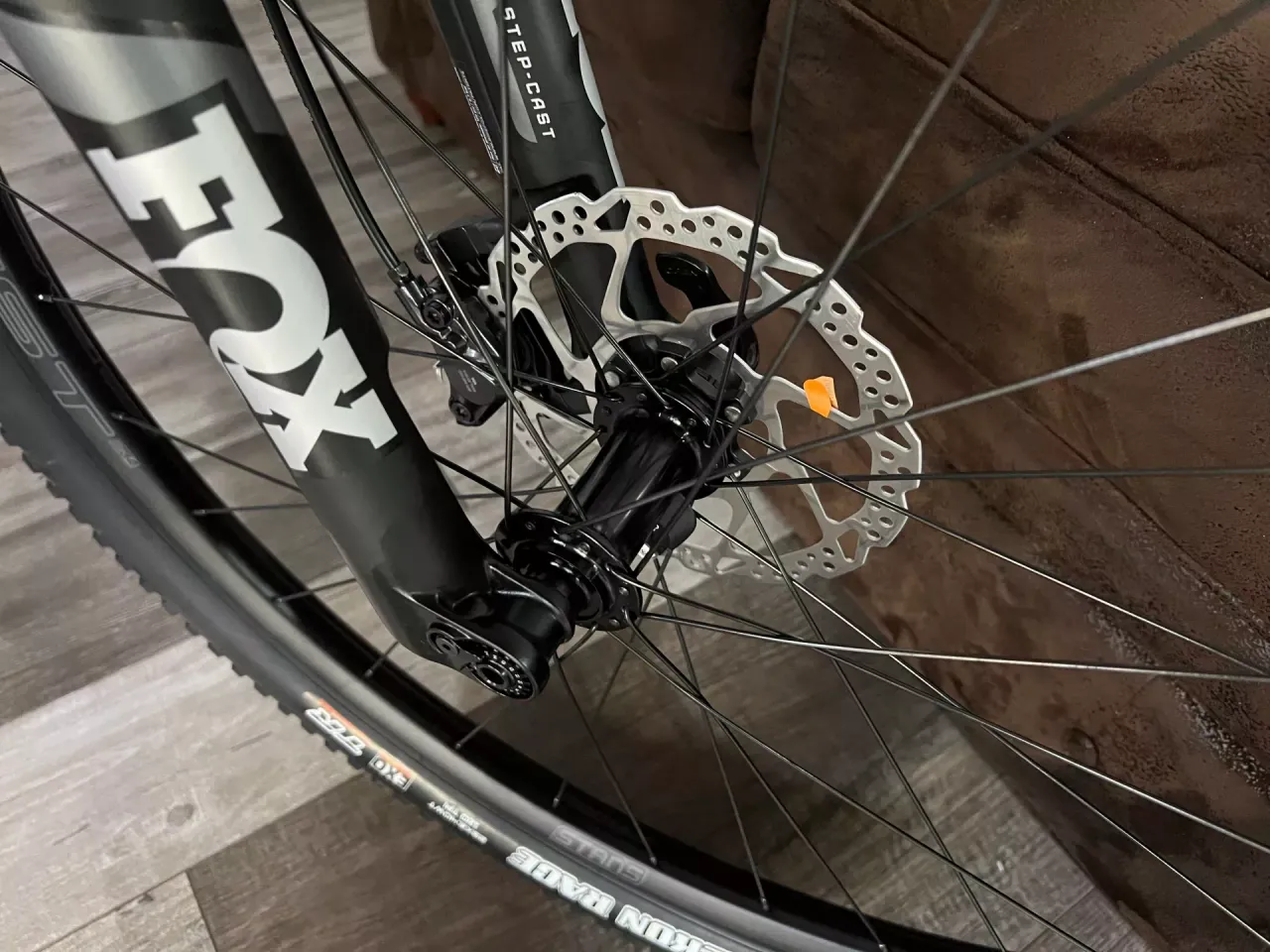 VTT Conway Rlc Fs 6.9 Custom | Campsider