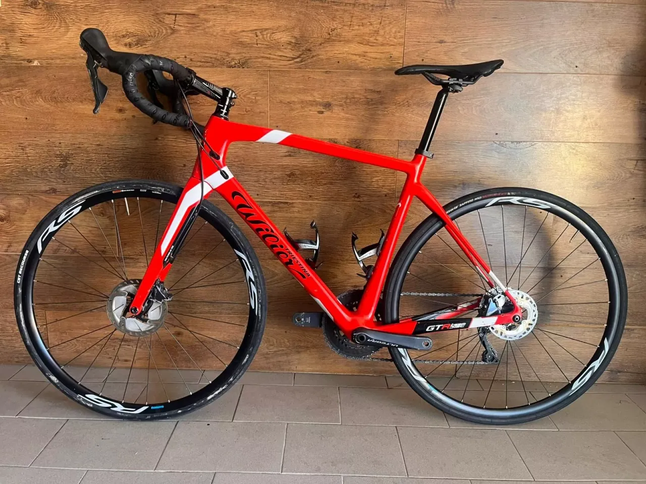 Vélo de route Wilier Gtr Team Disc Shimano Ultegra R8020 2023 | Campsider