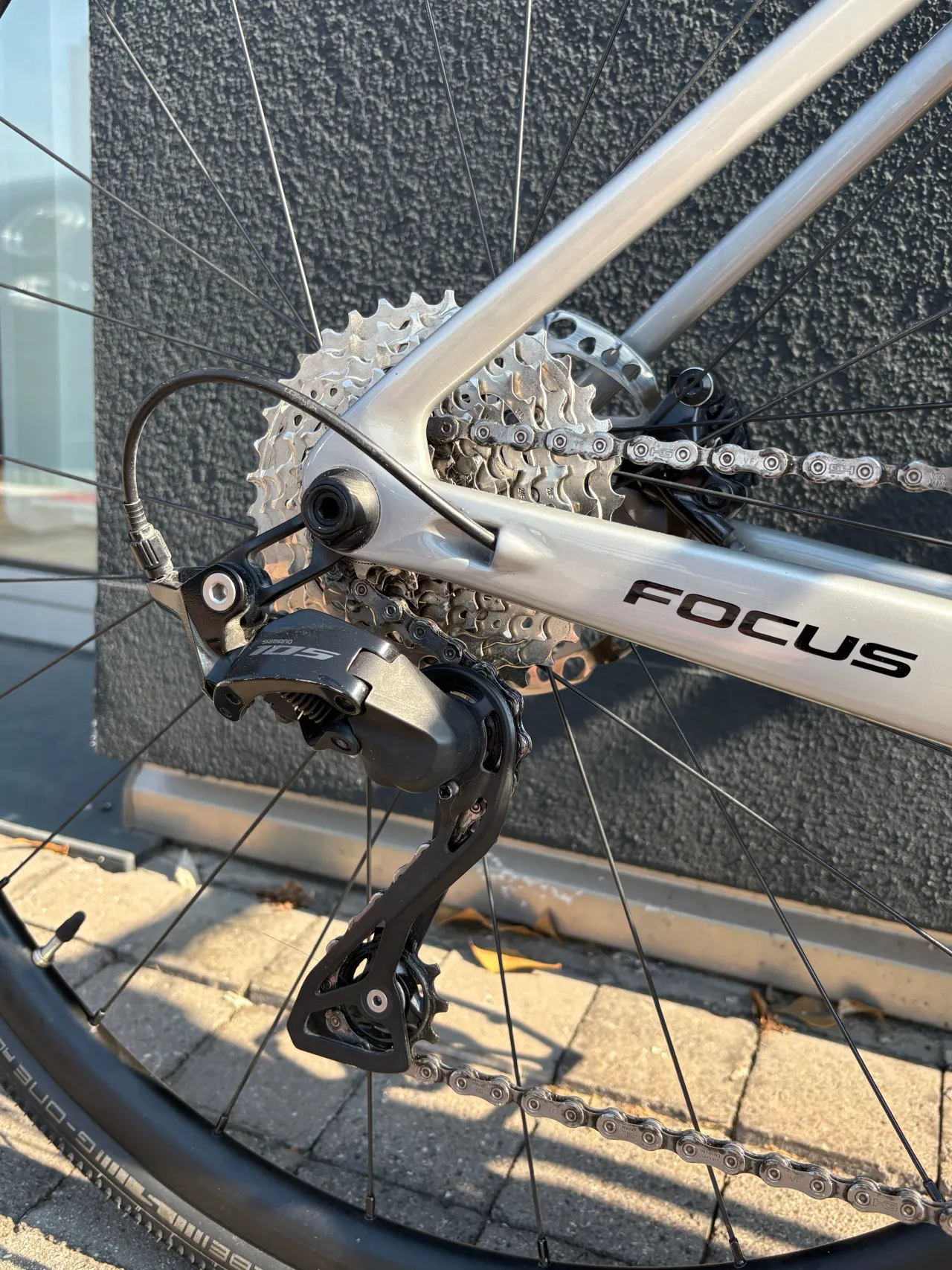 Vélo de route Focus Paralane 8.7 2024 | Campsider