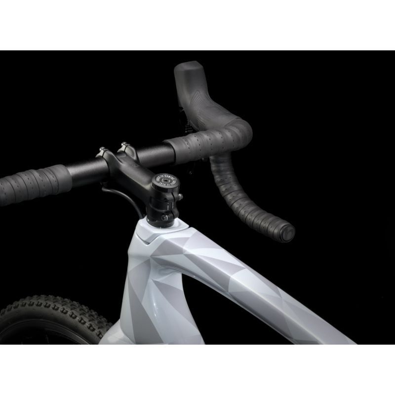 Vélo de route Trek Boone 5 | Campsider