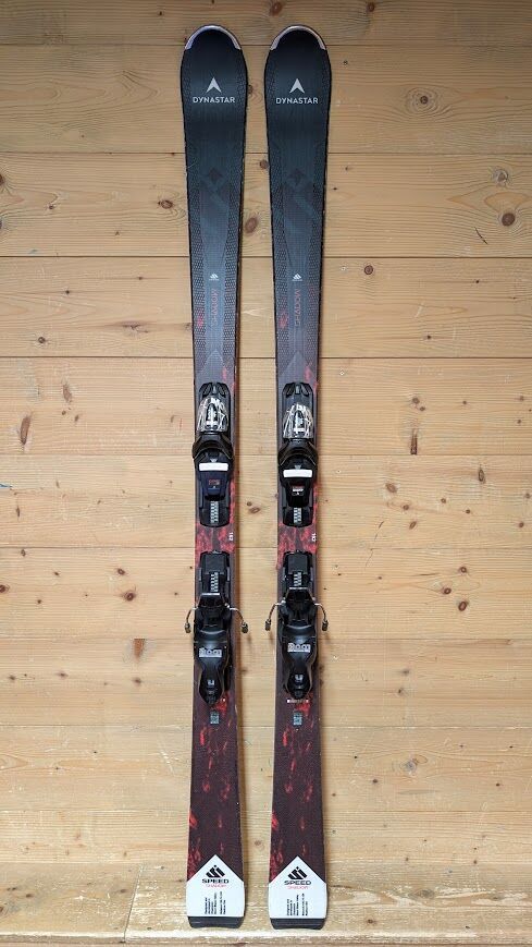 Skis alpins Dynastar Speed Shadow Test 2025 | Campsider