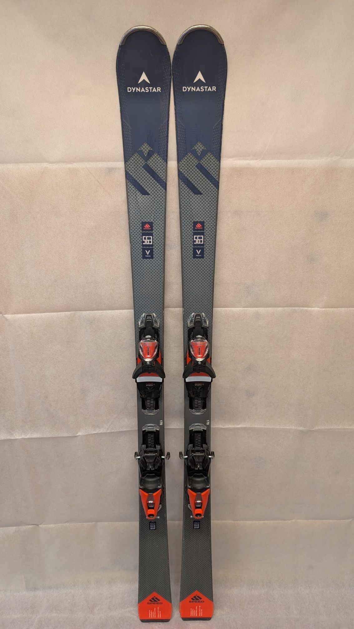 Skis alpins Dynastar Speed 563 Test 2025 | Campsider