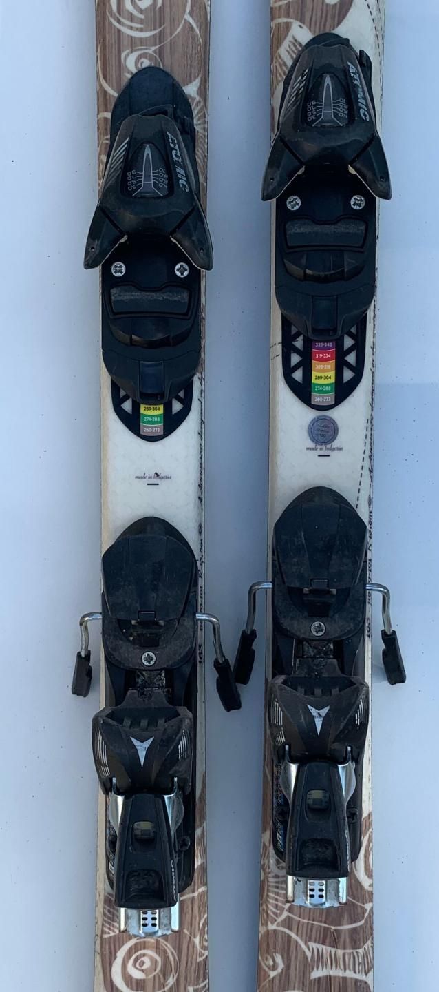 Skis alpins Atomic Cloud Plus | Campsider