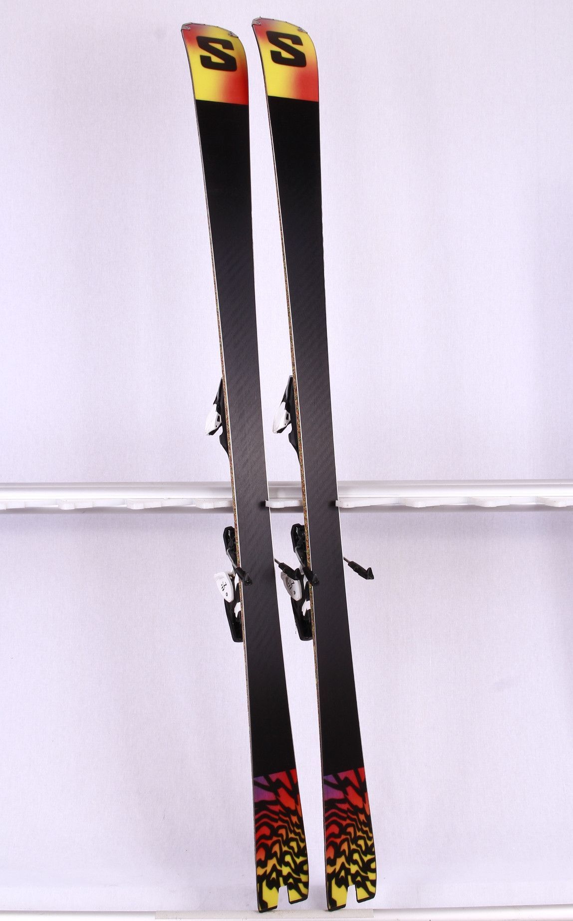 Skis alpins Salomon Addikt Pro 2024 | Campsider