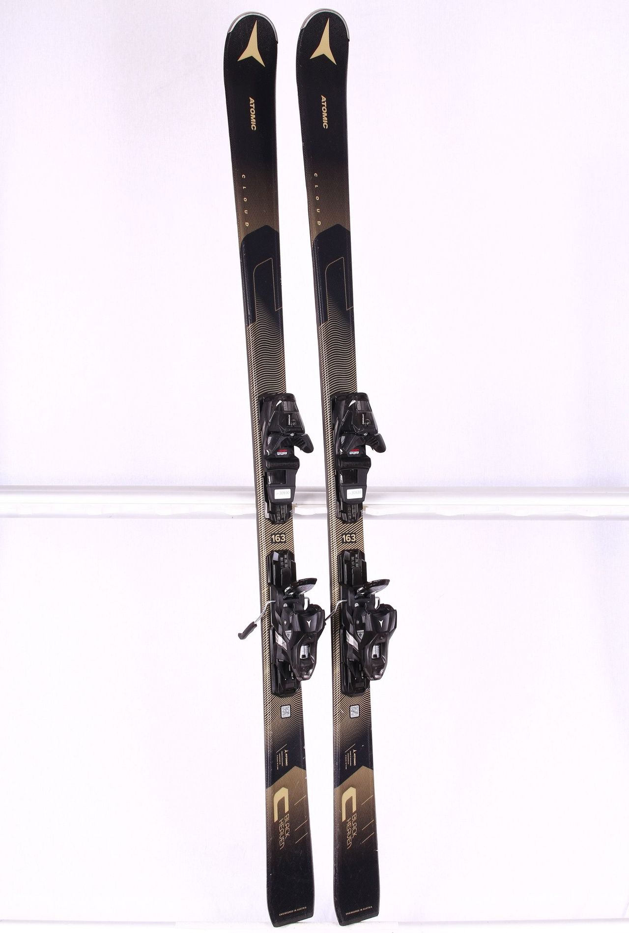 Skis alpins Atomic Cloud Black Heaven 2025 | Campsider