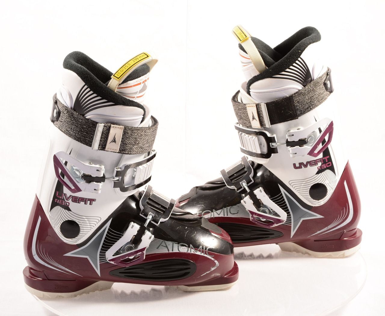 Chaussures de ski Atomic Live Fit R80 Berry | Campsider