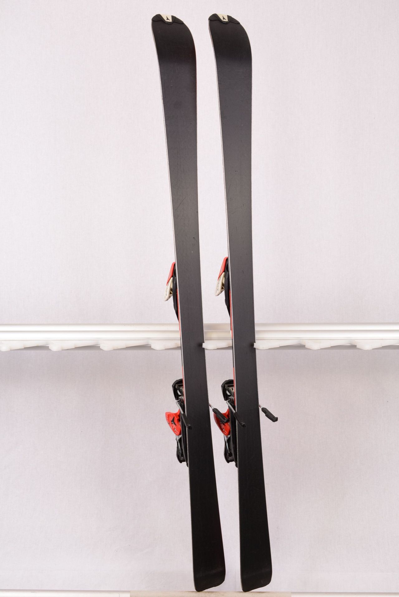 Skis alpins Atomic Redster | Campsider