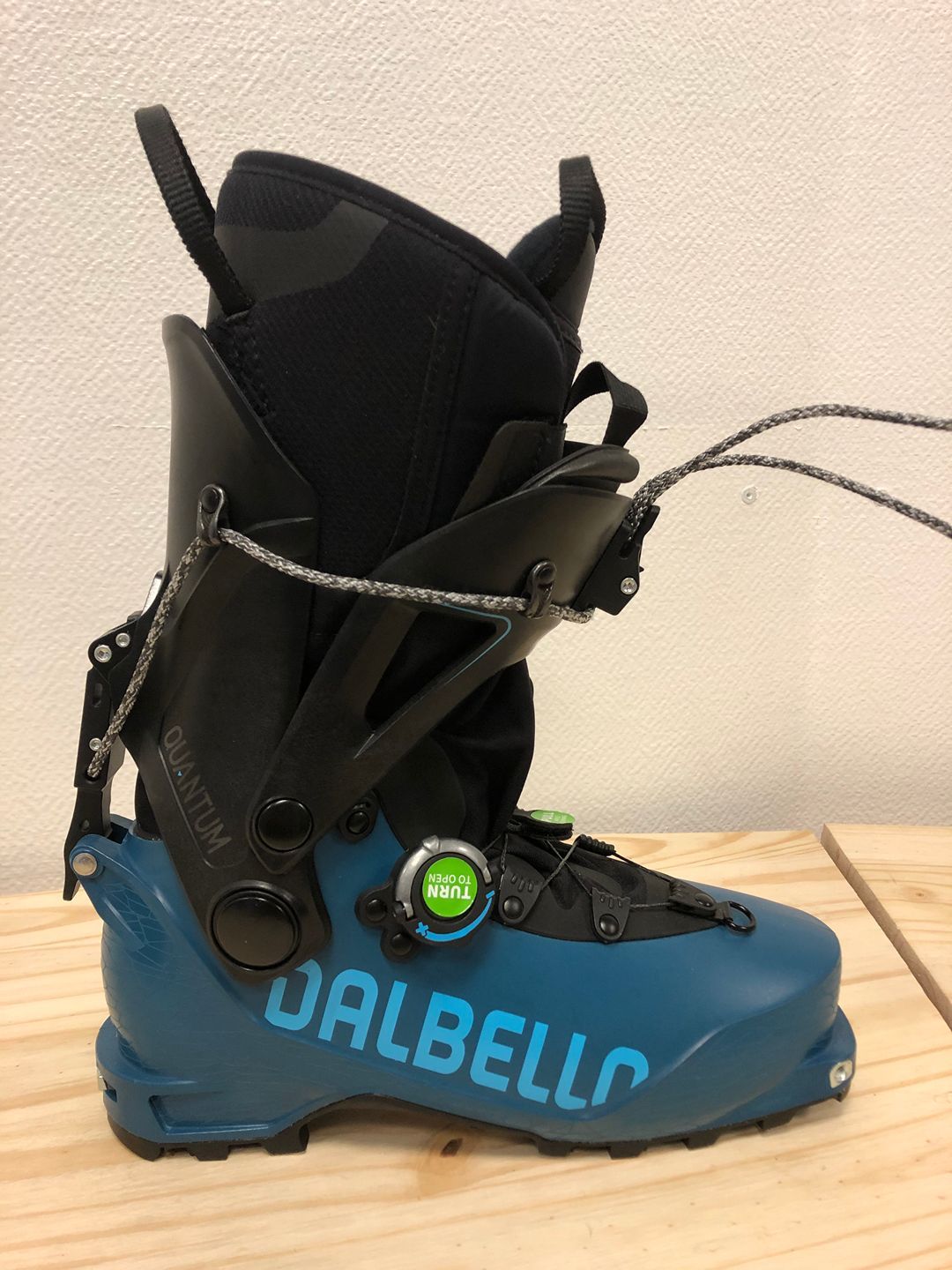 Chaussures de ski de randonnée Dalbello Quantum Uni | Campsider