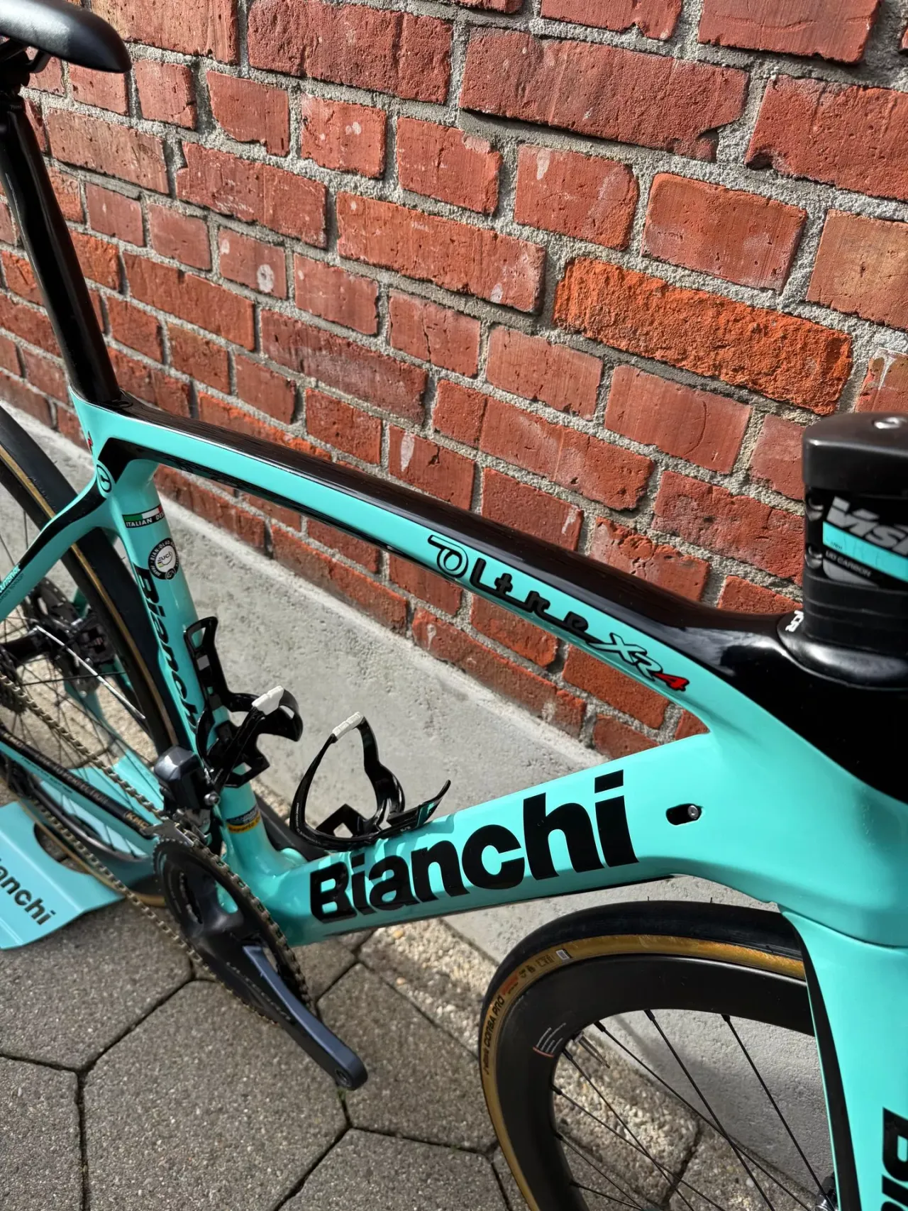 Vélo de route Bianchi Oltre Xr4 Cv Full Carbon Disc Shimano Ultegra ...