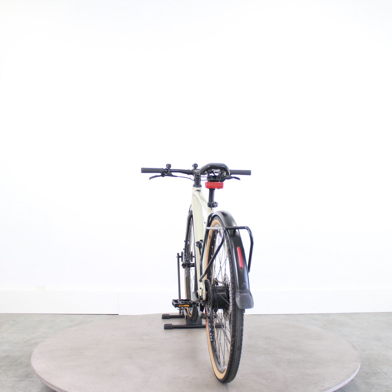 Vélos de ville électriques Lapierre E-Shaper 3.2 | Campsider