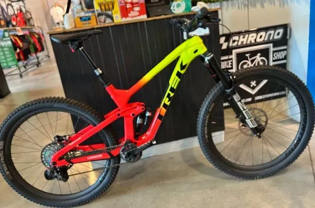 Vélos VTT Trek Slash 9.9 Xx1 Flight Attendant Gen 5 | Campsider