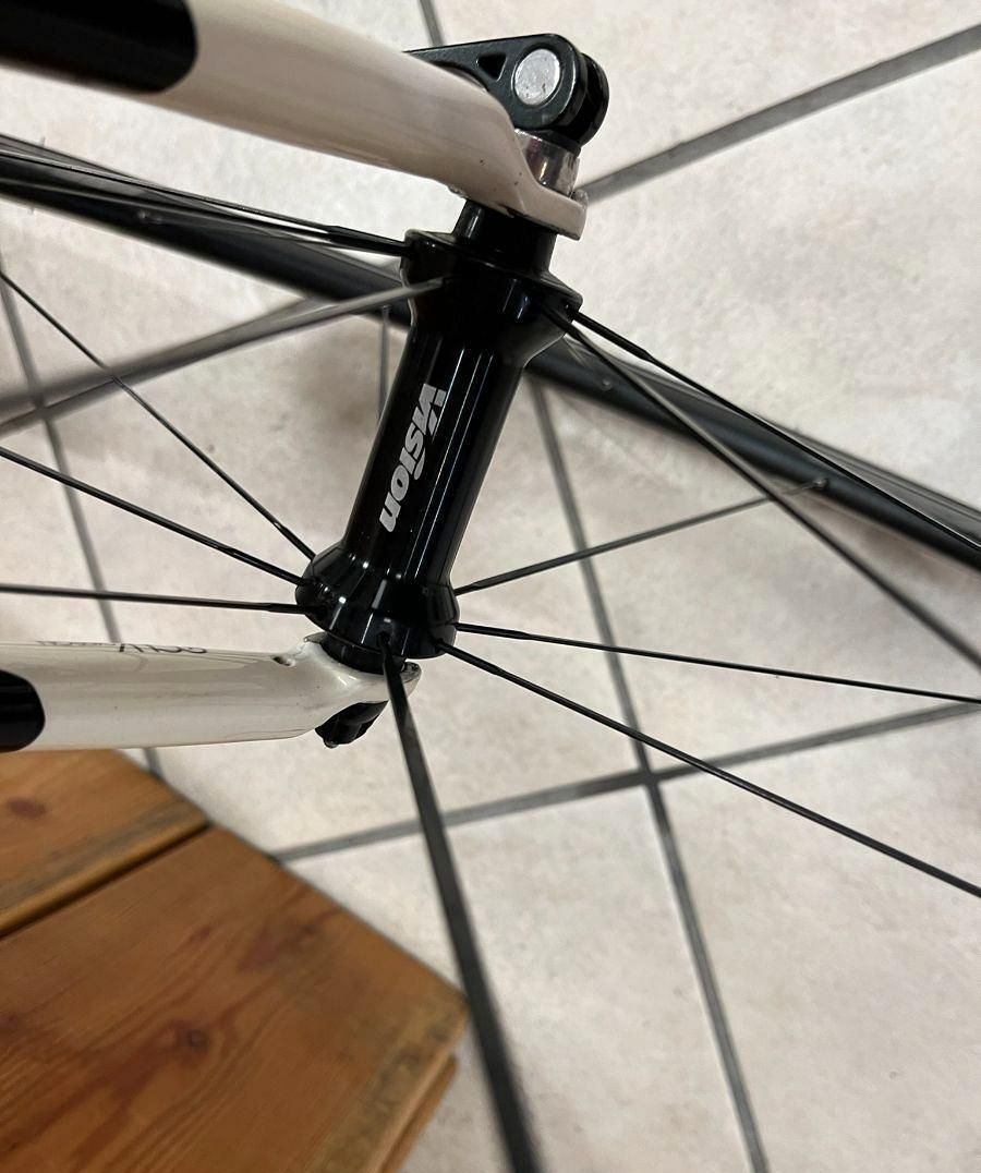 Vélos de route Trek Madone 3.5 H2 | Campsider