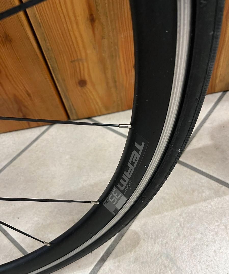 Vélos de route Trek Madone 3.5 H2 | Campsider