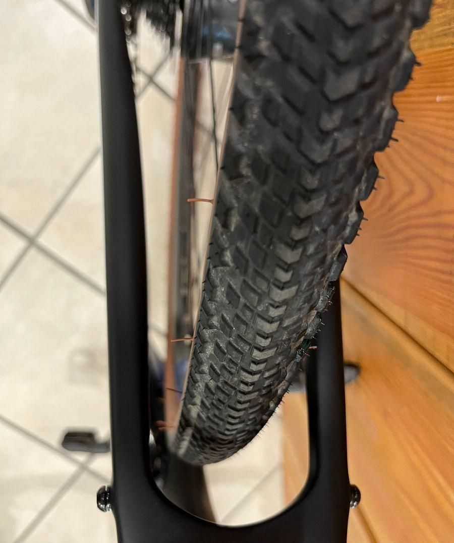 Vélo route électrique Olmo E-gravel Carbon Telaio Nuovo | Campsider